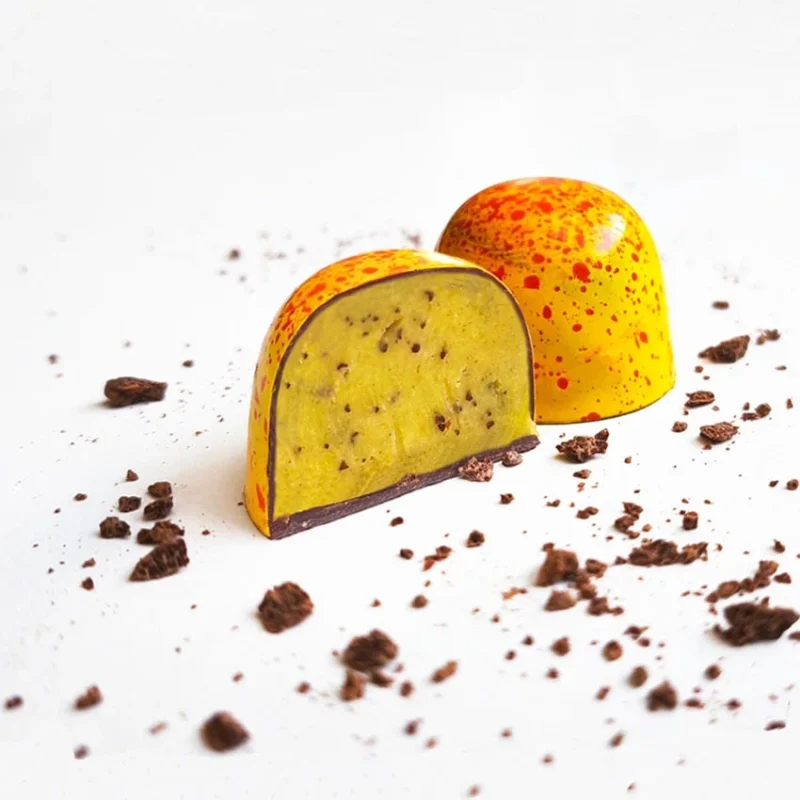 Bombón de Maracuyá - Paz Chocolatier